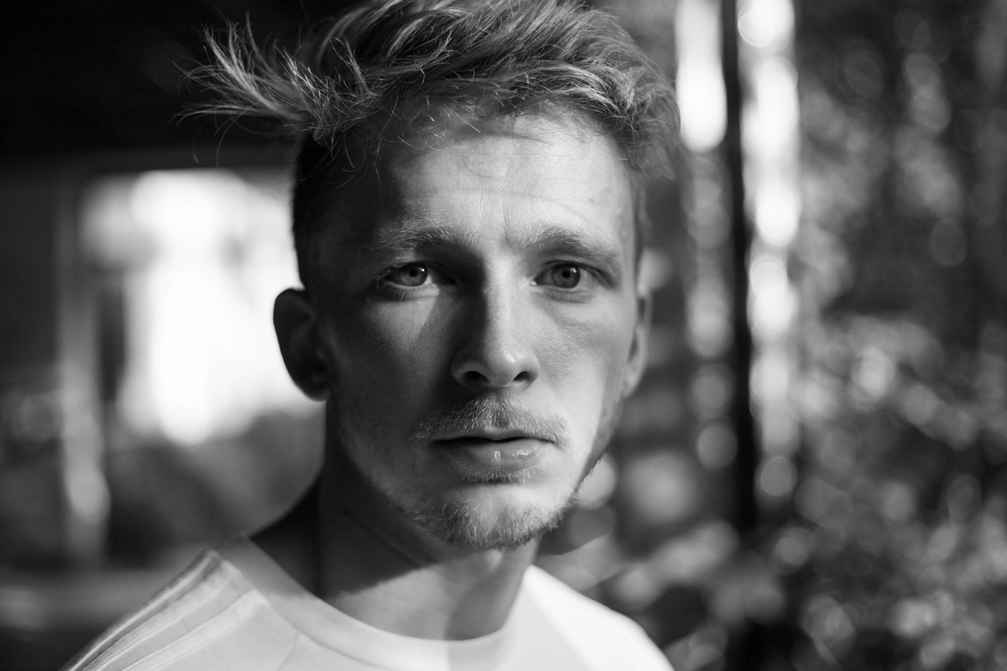 Sebastian - Leon René